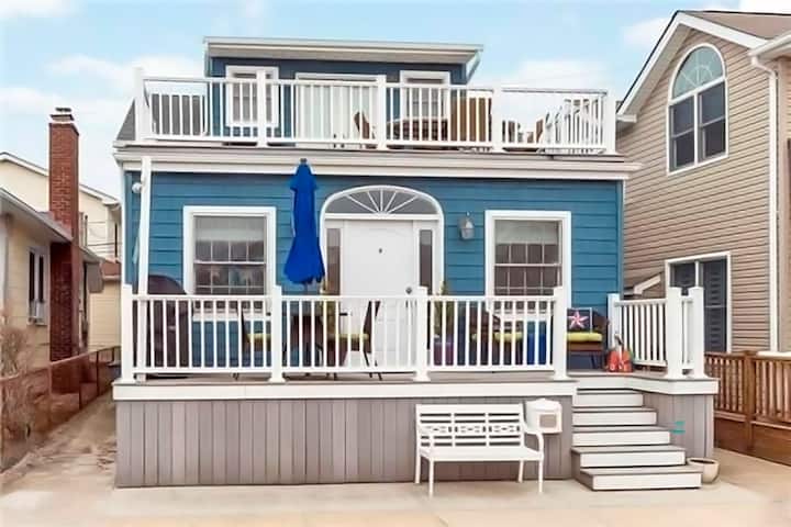 Cozy House With Ocean View In Long Beach Ny - Long Beach, NY