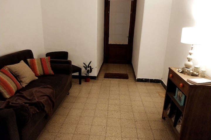 Calida Casa A 50 Mts Del Centro C/patio Y Parrilla - Concordia