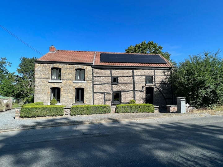 Vakantiehuis Met Grote Tuin In Bosrijk Gebied. - Hotton