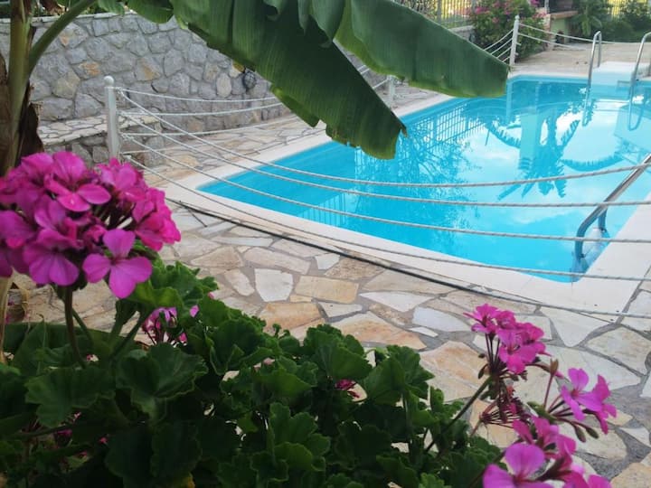 Kassandra Villa Nafplio - Нафплион