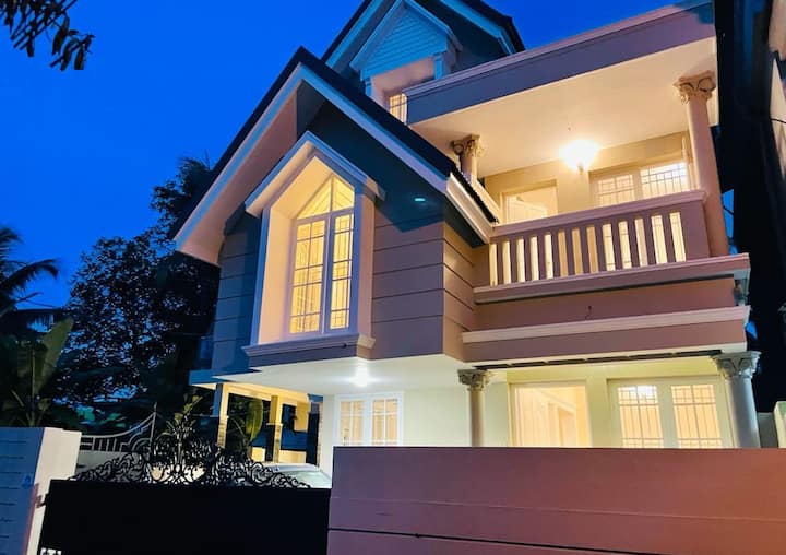 The Oval House, Kochi - Approved By Kerala Tourism - Kochi