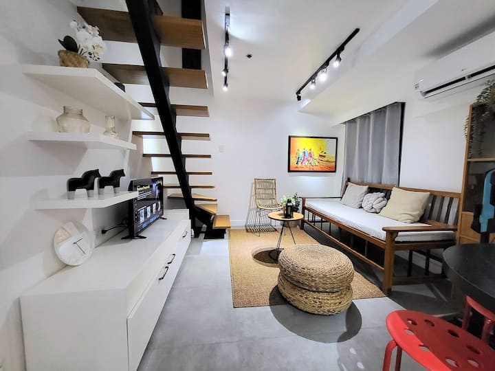 Muggle Stay Combo Units! Bgc Taguig Metro Manila - Taguig