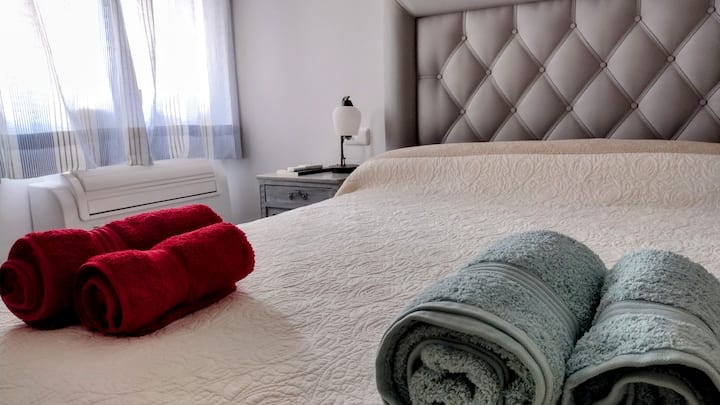 Amplio Apartamento En El Corazón Del Casco Antiguo - Córdoba