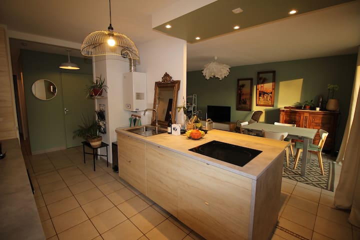Chambre Privée à Vancia, Parking Gratuit Ou Garage - Rillieux-la-Pape