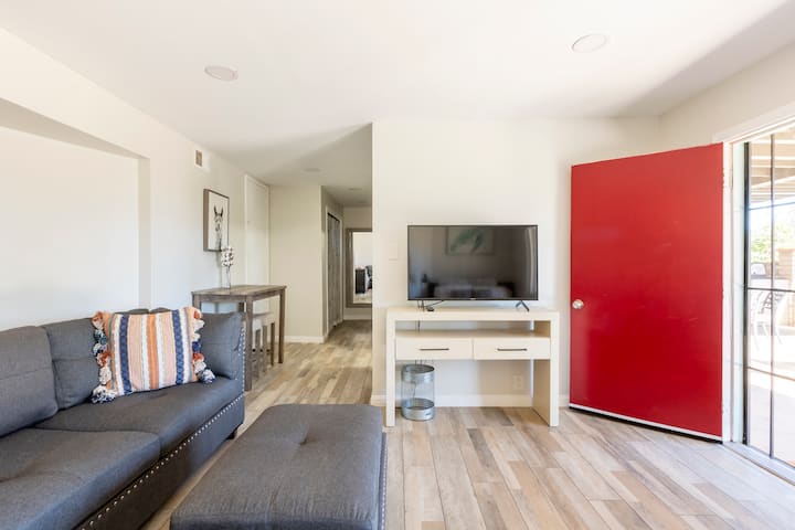 Mt Helix Delight-adorable Private Studio W/patio - 스프링 밸리