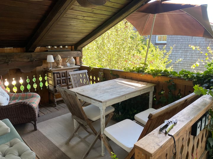 Süsse Wohnung Mit Balkon, Garten, Tiere Erlaubt - Chieming