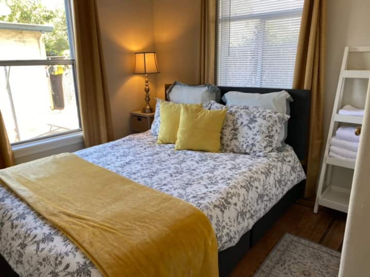 Newly Remodeled One Bedroom With Free Parking - 헤이워드