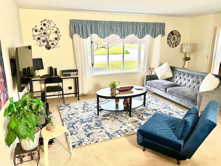 Country Club Home, 5 Mins From Miami U - 卡姆登