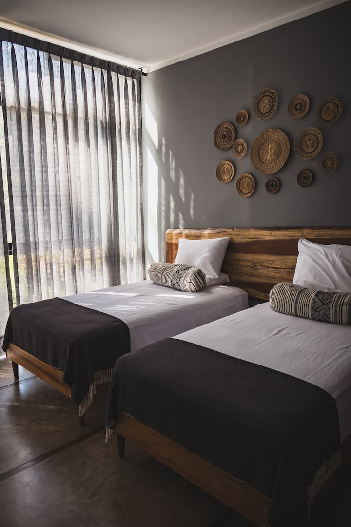 Enai, Habitación Deluxe 2 Camas (2f) - Puerto Maldonado