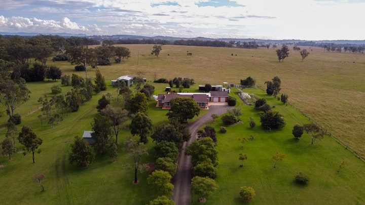 5 Acres,5 Bdr,hunter Valley Vineyards W/ Pool - Lochinvar