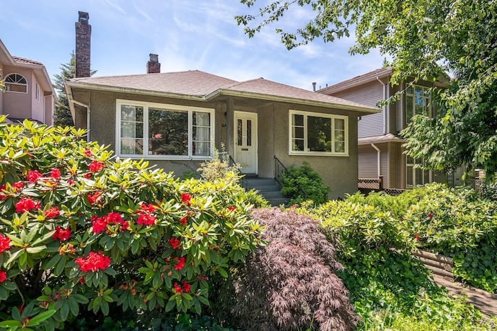 Adorable East Van 1 Bedroom Near Everything - Vancouver