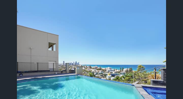 4br Miami Resort Rooftop Pool Spa Beach Restaurant - ゴールドコースト