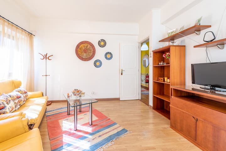 Guestready - Bright And Colorful Apartment In Ajuda - Lumiar