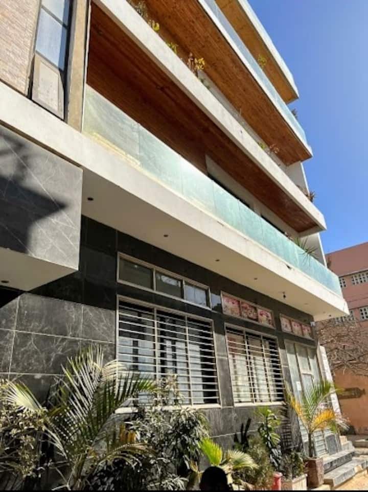 Superbe Appartement (Ouest Foire) - Dakar