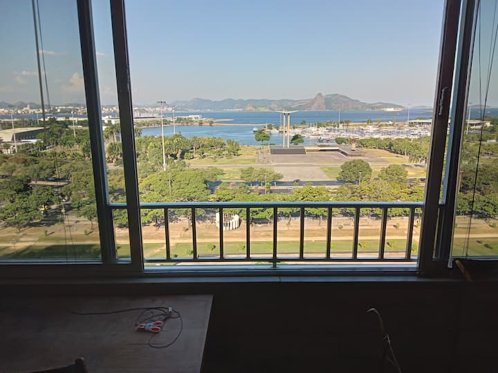 Muito Espaçoso, Perto De Tudo E Vista Deslumbrante - Rio de Janeiro Santos Dumont Airport (SDU)