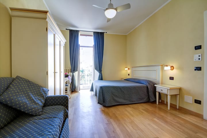 Camera Famigliare In Bed End Brekfast - Alassio