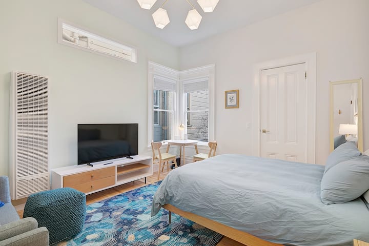 Great/remodeled Guerrero Studio In The Hip Mission - San Francisco, CA