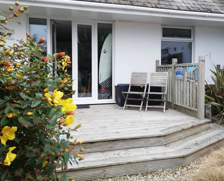 Seaview's & Walking Distance To The Beach - Devon