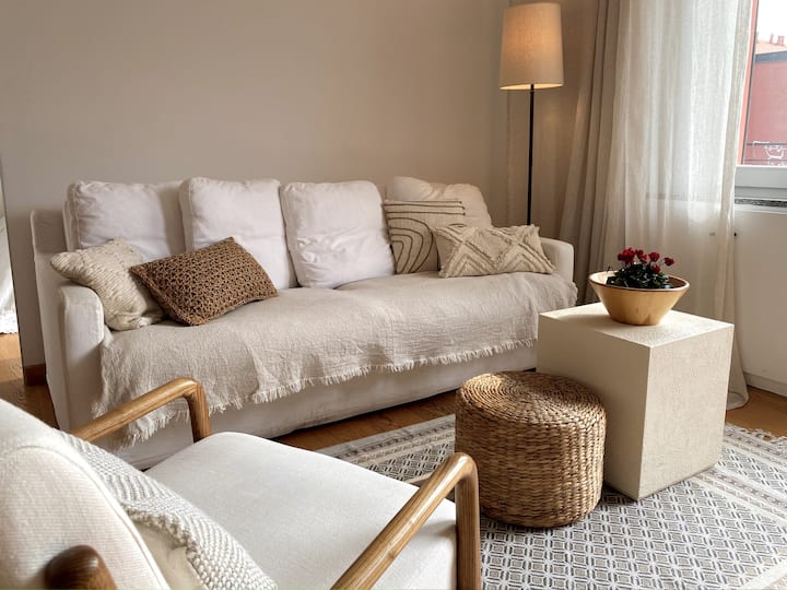 СOzy Apartment With A Terrace Near Park Sempione - Milão