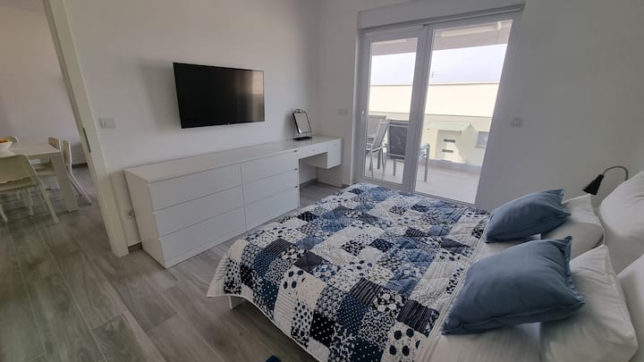 New And Modern Apartment In Wonderful ŠImuni - Karlobag