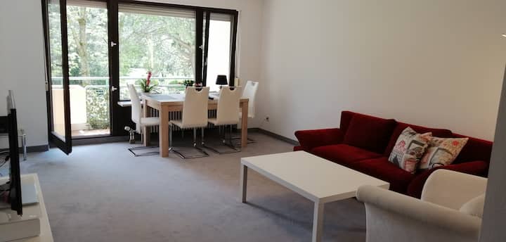 Schöne,ruhige Wohnung Mit Blick In Park - Múnich