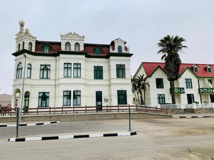 Feel@home House Hohenzollen - Swakopmund