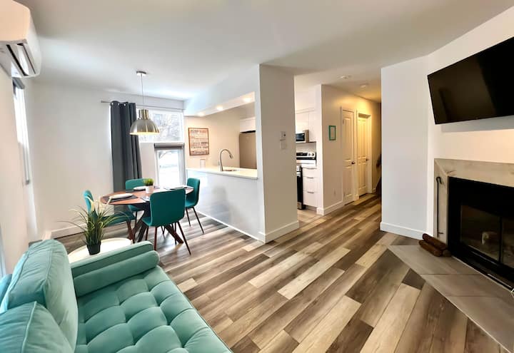 Le Loft Du Loch - Lac/foyer/piscine/3 Montagnes - Magog