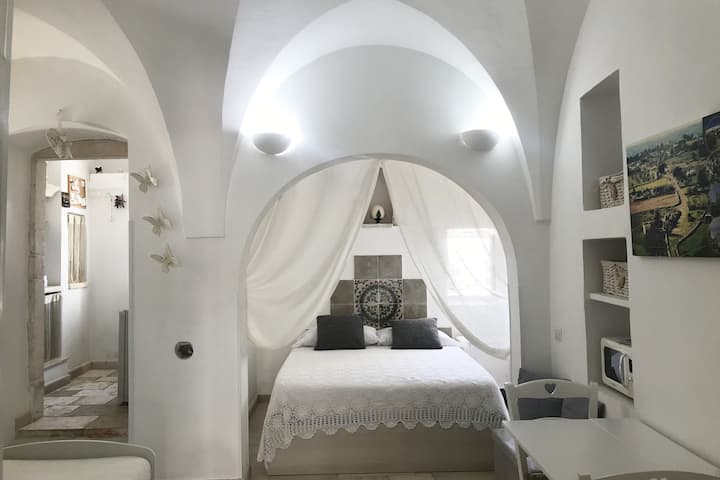 Casa Aprile, House In Old Town - Locorotondo
