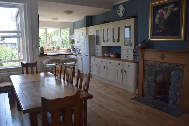 South Facing Single Room By University - Edinburgh