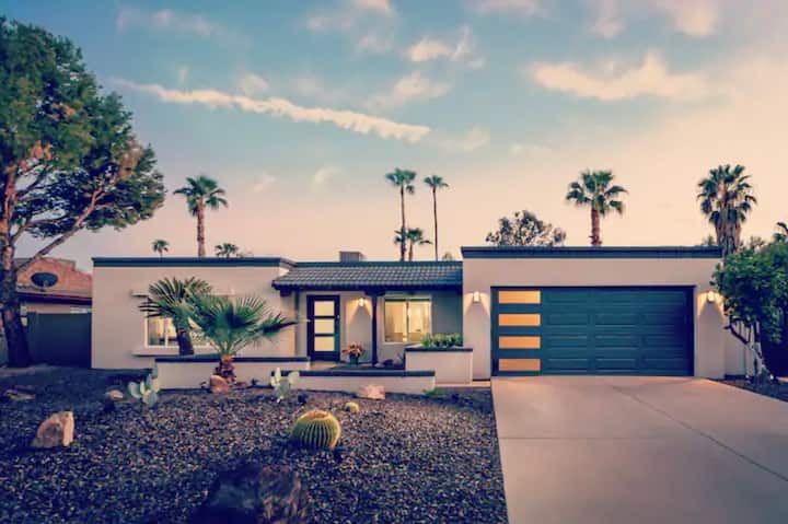 Private Sunny Oasis Getaway! - Phoenix, AZ
