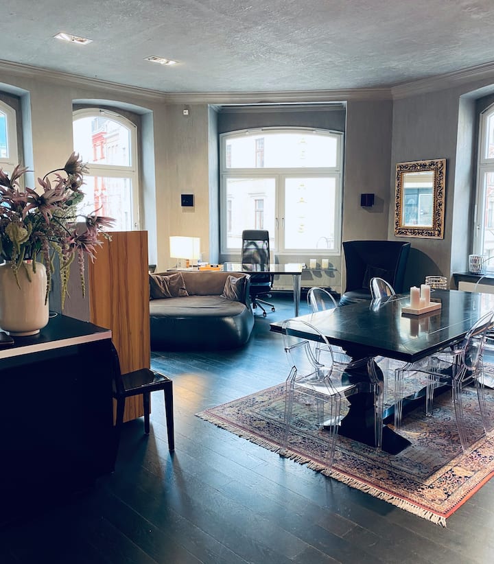 Moderne Wohnung In Der Angesagten Ehrenstrasse - Köln