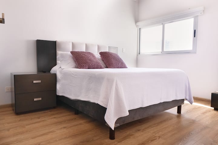 Luxury 1-br Apt204 Terrace W/pool/ac/gym/park/mall - 몬테레이