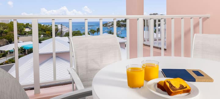 Beach Resort Condo For 4 W/ Kitchenette & Pool - Saint Thomas