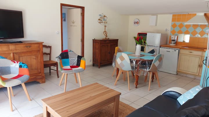 Gîte Au Calme Sur Propriété à 10 Mn De L'océan - Charente-Maritime