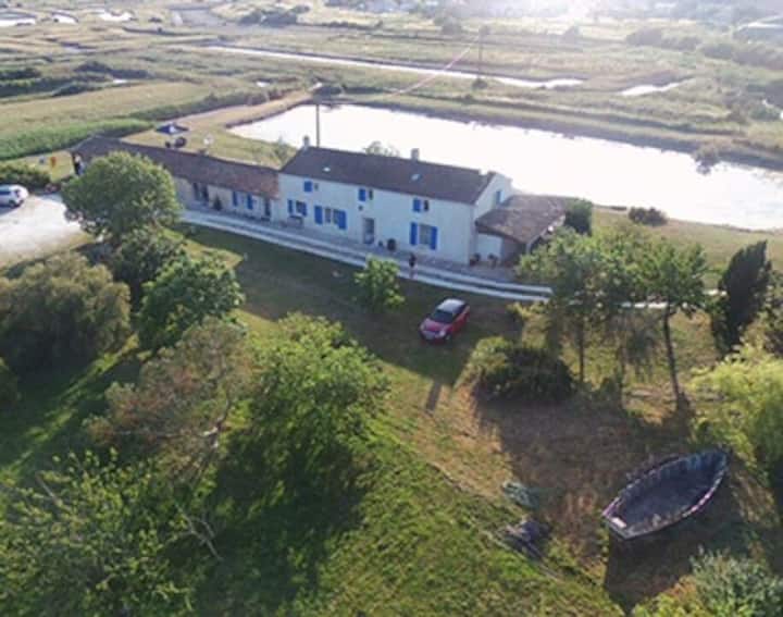 Gîte Au Calme Sur Propriété à 10 Mn De L'océan - Marennes