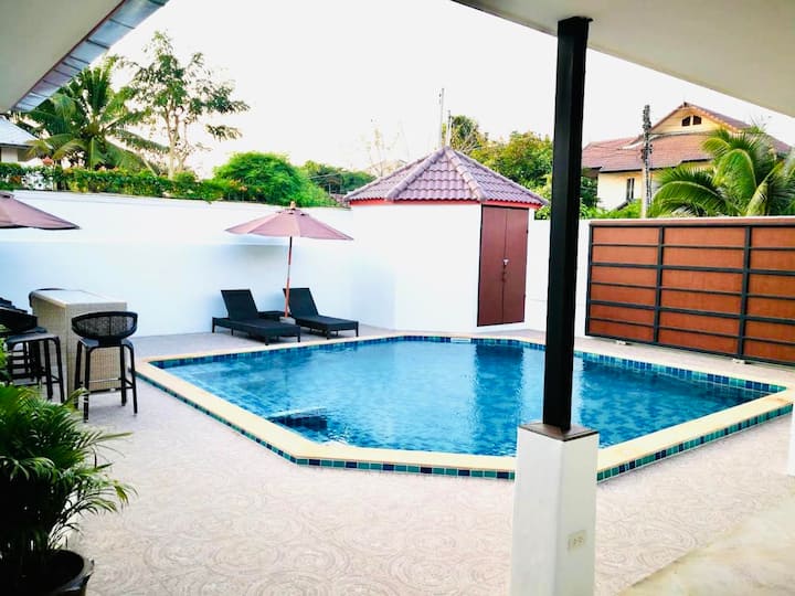 Stunning Private Pool Villa 4 Bedroom - Chiang Mai