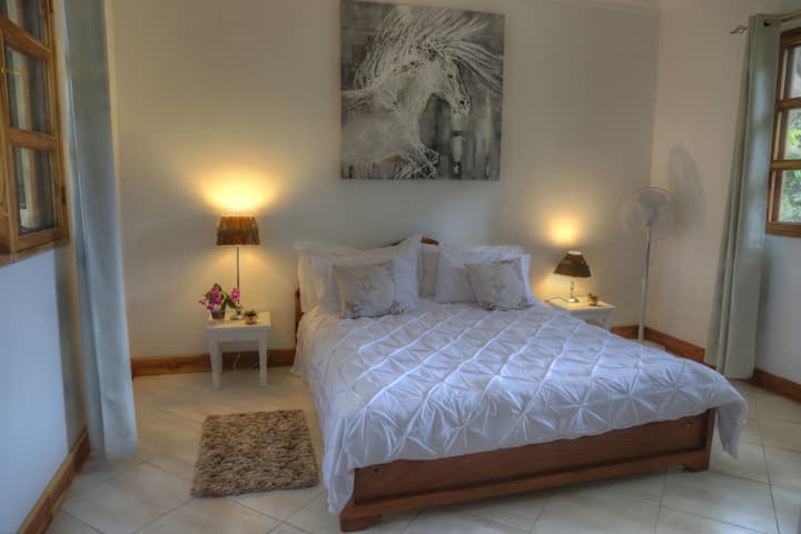 Private Cottage On Wildlife Estate - The Stables - Tanzanie