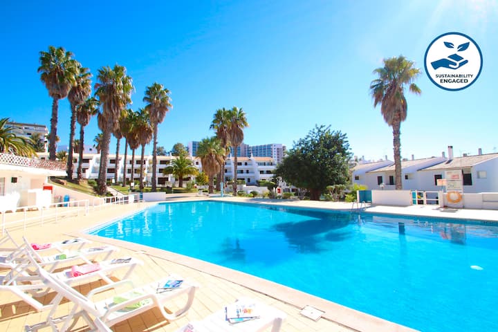 Villa With Pool Access & Bbq, Albufeira - Portugal
