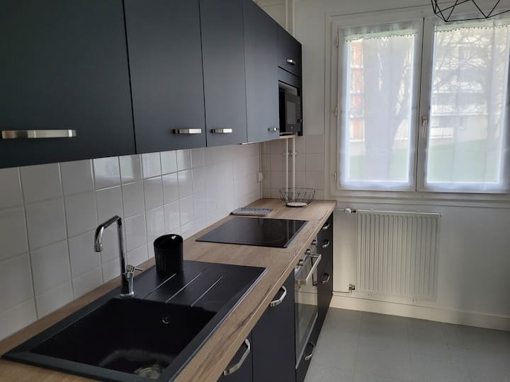 Bel Appartement Dans Quartier Calme - Brest, France