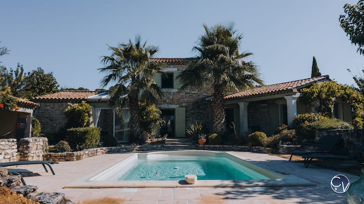 ☆Magnifique Mas Avec Vue Dans Beau Village Calme☆ - Bagnols-sur-Cèze