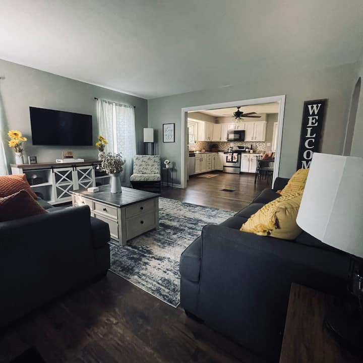 The Cozy Arrow-miami U, Weddings, Spooky Nook! - Hamilton, OH