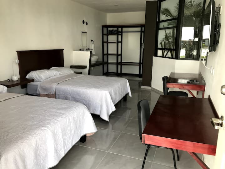 Habitaciones Reconfortantes Para Tu Descanso. - Mérida