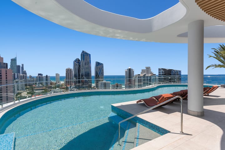 Stunning L19 Deluxe 3 Bedroom Apartment With Views - Broadbeach