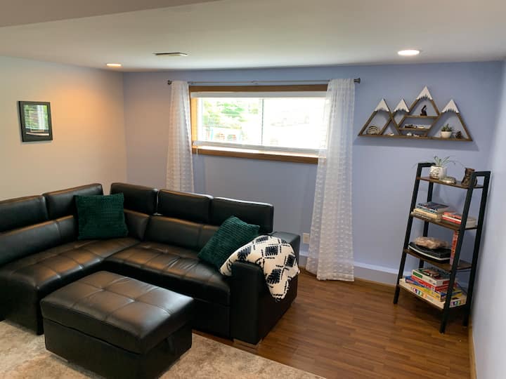 Robin's Nest Guest Suite - Ucluelet