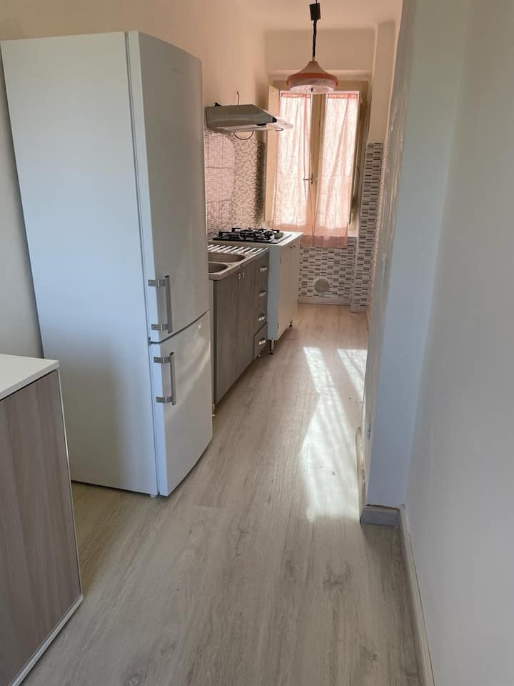 Casa Indipendente Con Parcheggio Gratuito - Ancona, Italia