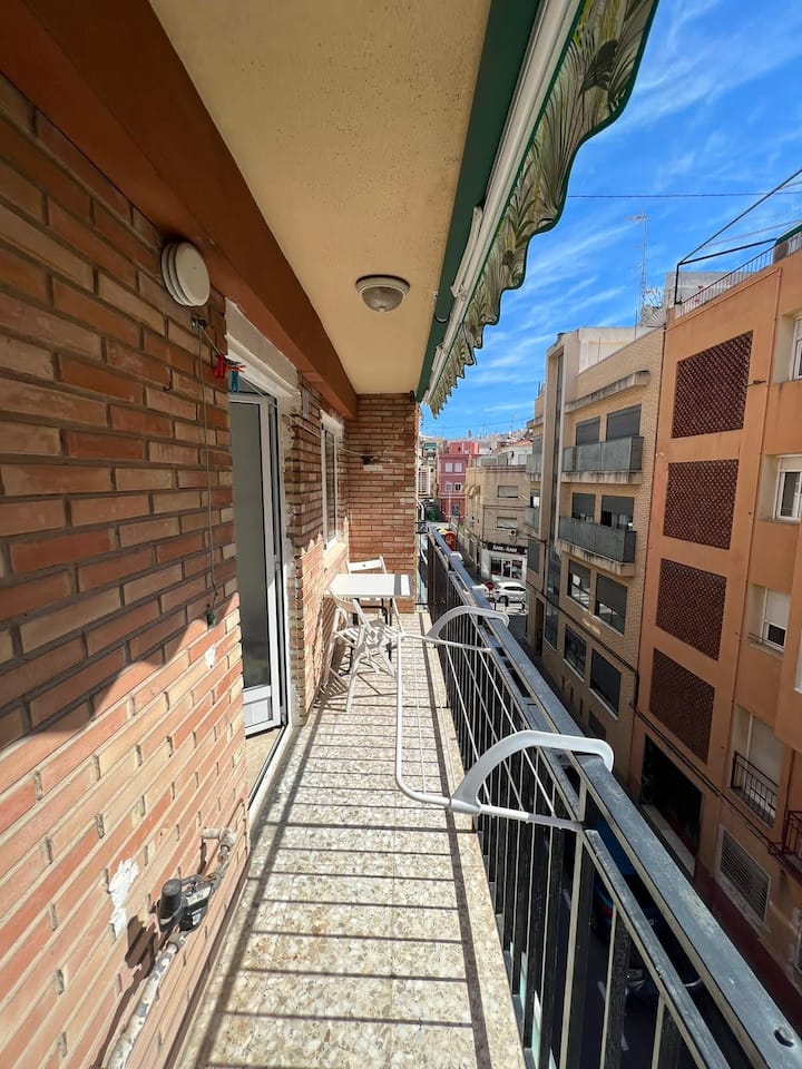 Byt V Blízkosti Starého Mesta Len 20 Min. Od Pláže - Alicante