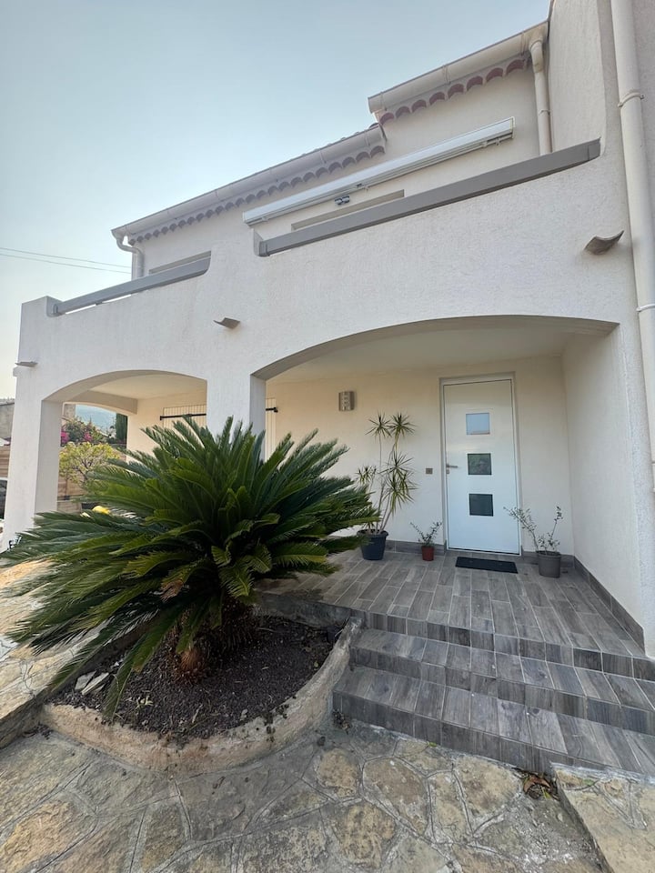 Appartement Entre Mer Et Colline - La Ciotat