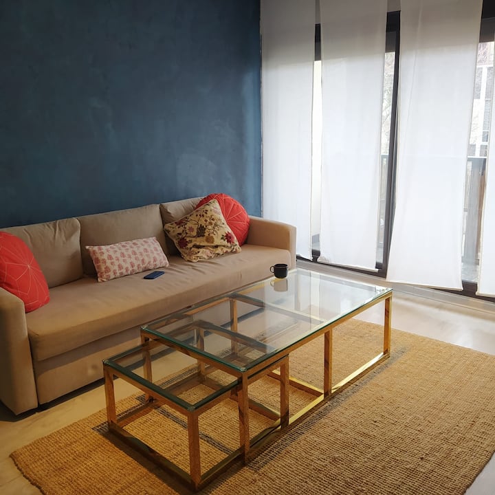 Lovely 2 Bedroom Flat/parking/very Close To Centre - Grenoble