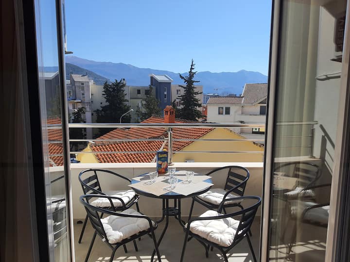 Gorgeous Flat In Central Budva - Budva