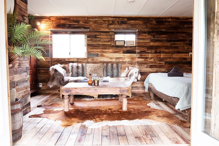 "Arizona" (Hut Nr.7) - Groningen